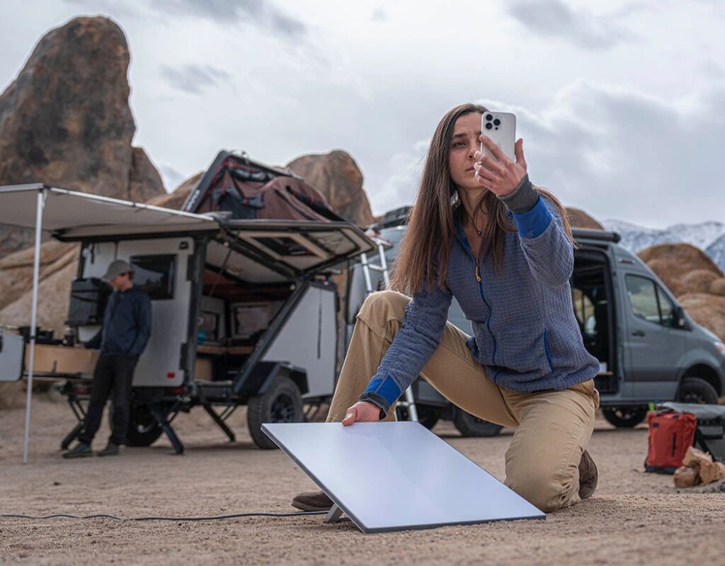 Starlink Mini è disponibile in Italia: l'antenna portatile per internet satellitare