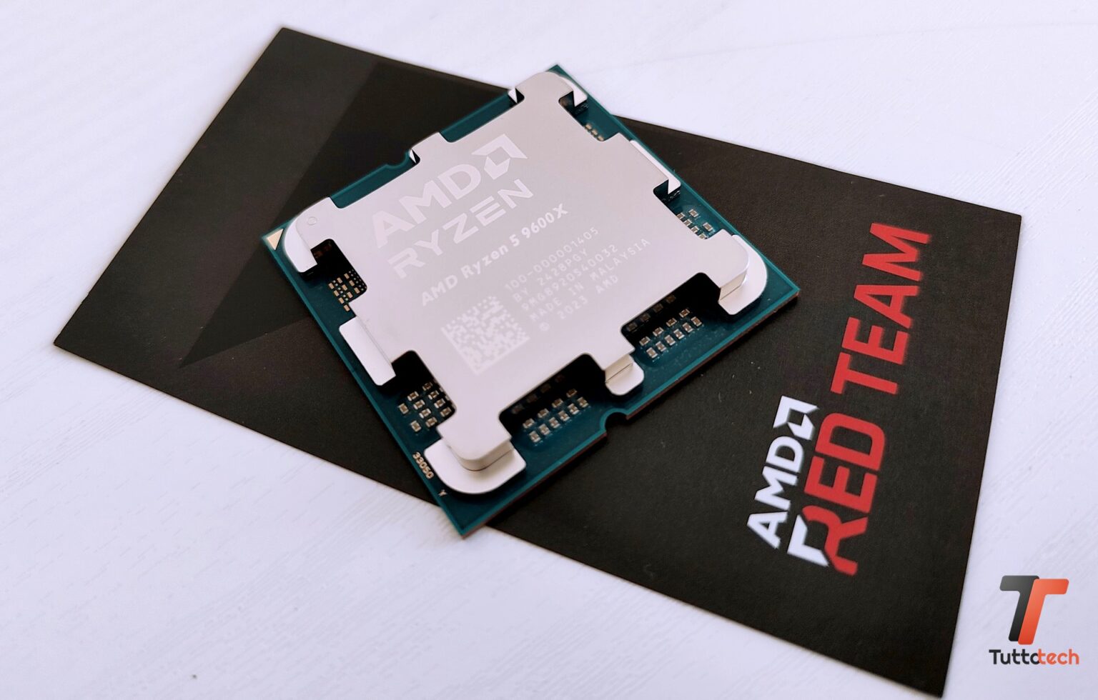 Recensione AMD Ryzen 5 9600X: prestazioni solide ed efficienza al top