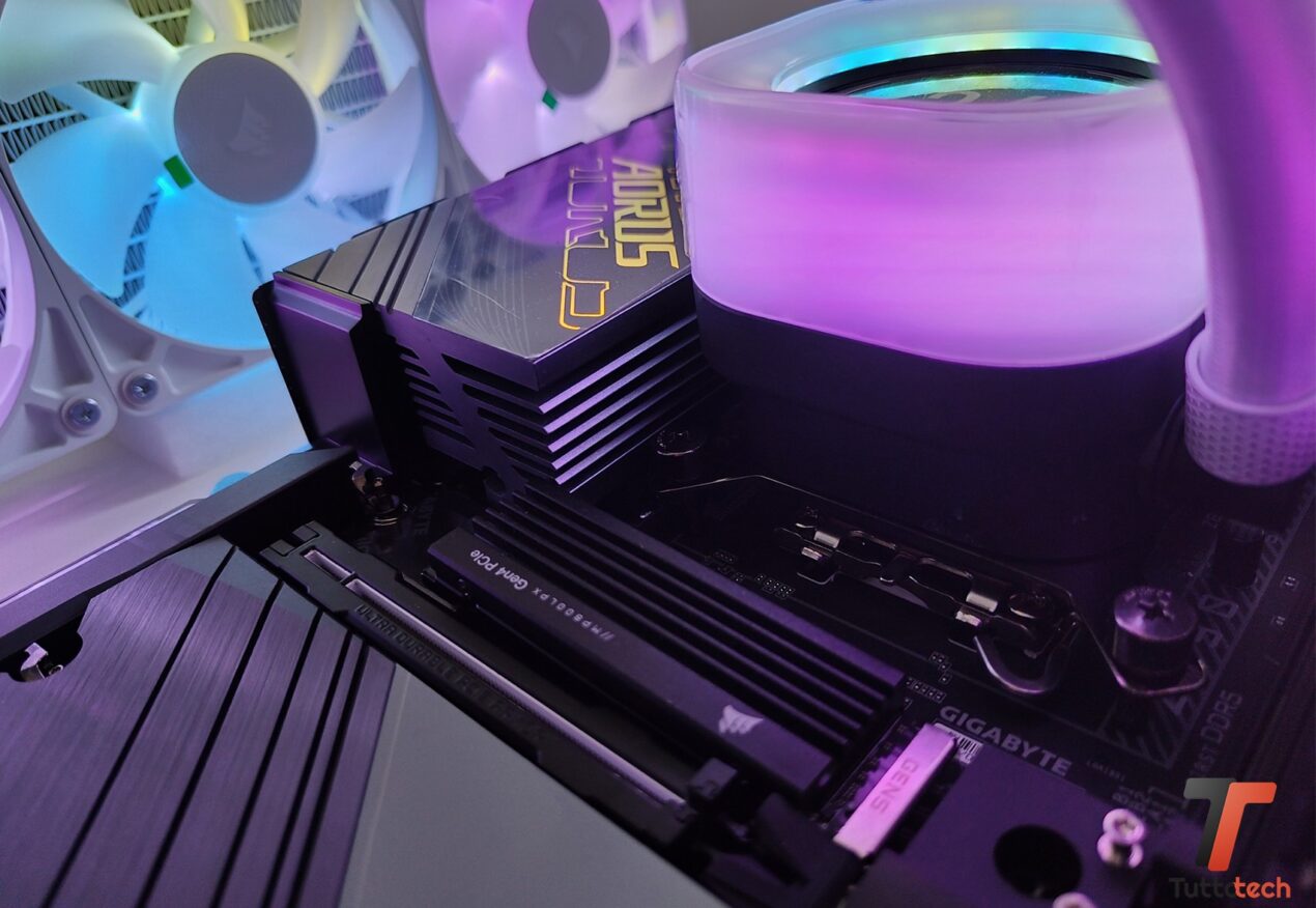 Recensione Corsair iCUE LINK TITAN 360 RX LCD: il dissipatore AiO senza ...