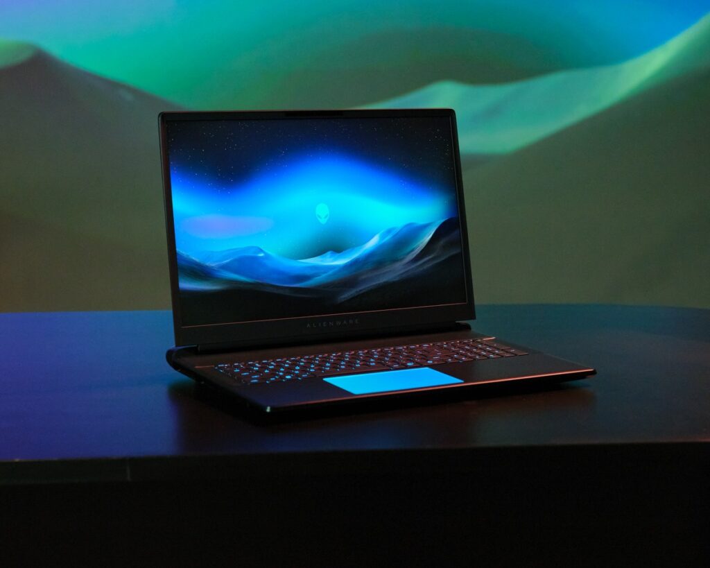 Alienware alza il livello al CES 2025: nuovi PC Area 51 e un monitor QD ...