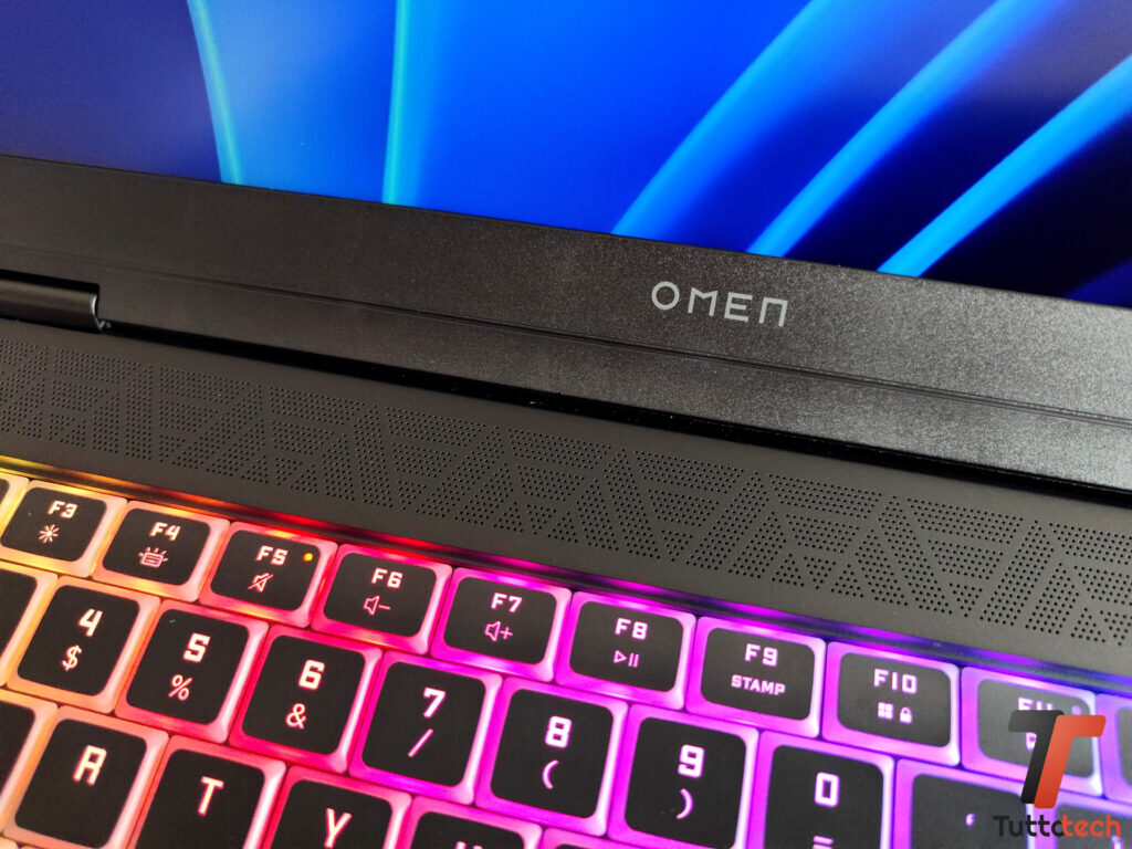 Recensione HP OMEN MAX 16: con RTX 5080 vola nei giochi, ma ha anche un ...